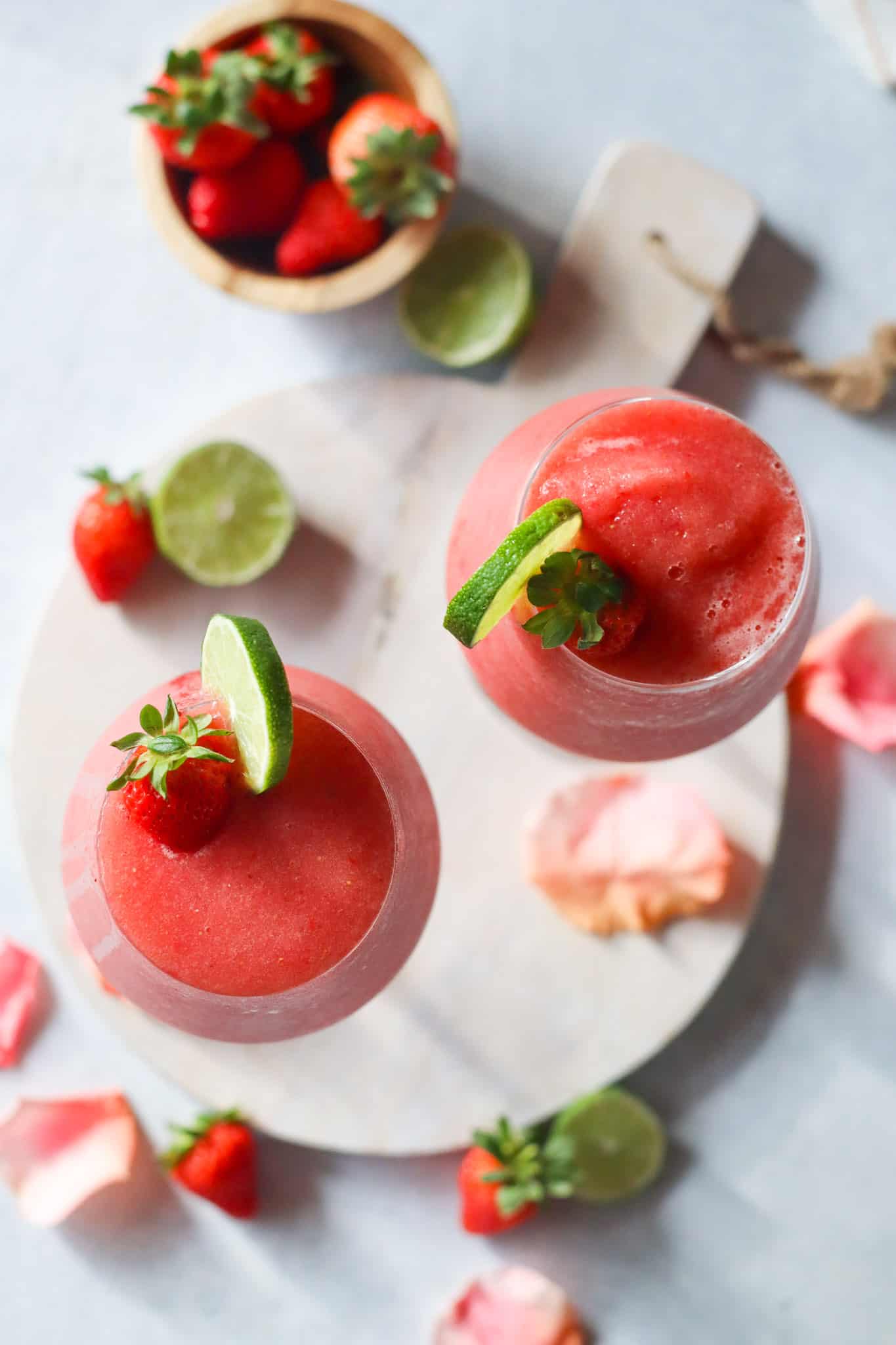 Easy Frosé Recipe (Frozen Rosé) - Good Food Baddie