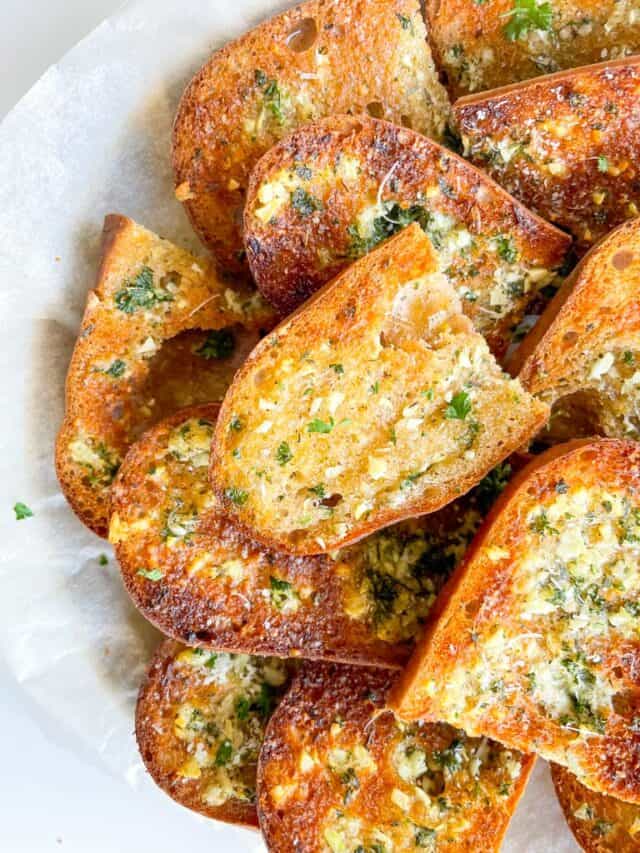 Gluten-Free Garlic Bread - Good Food Baddie