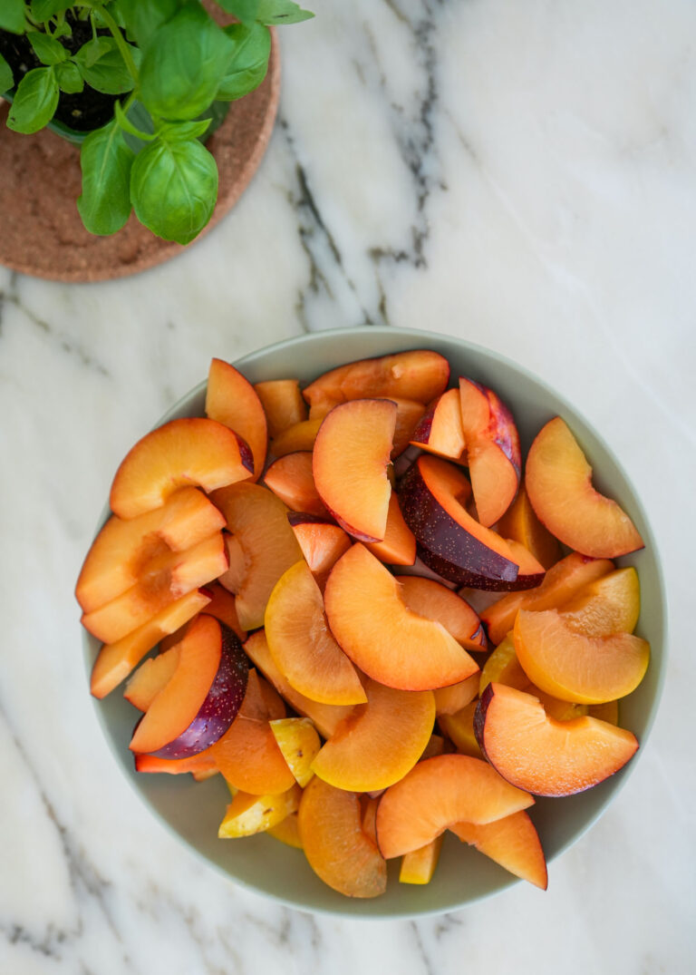 How to Make Lacto-Fermented Fruits (With a Fermented Stone Fruit Recipe ...